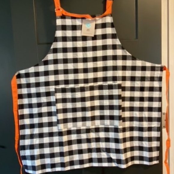 Martha Stewart | Kitchen | Martha Steward Buffalo Check Kitchen Apron ...